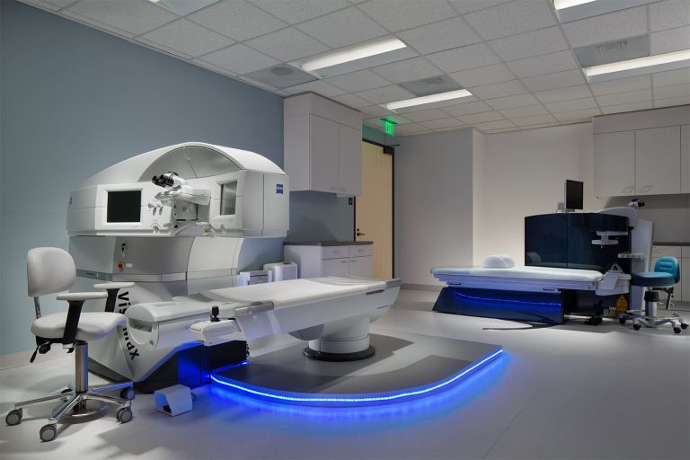 Laser Eye Center Los Angeles Uses VisuMax Laser and the Wavelight EX500 ...